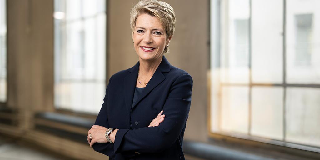 Η «σιδηρά κυρία» της Ελβετίας που έσωσε την Credit Suisse | Economy Today